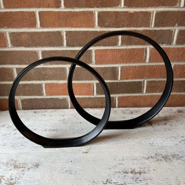 Black Table Top Ring – Trove Warehouse