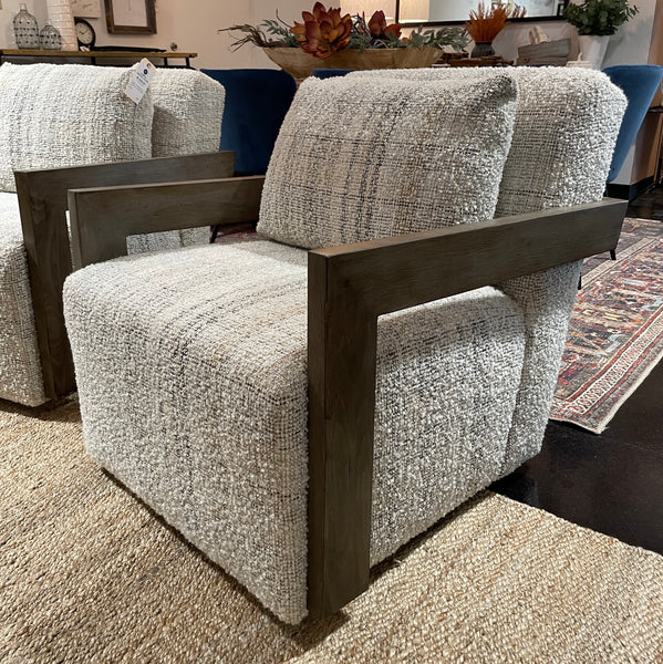 Cabell Swivel Chair – Trove Warehouse