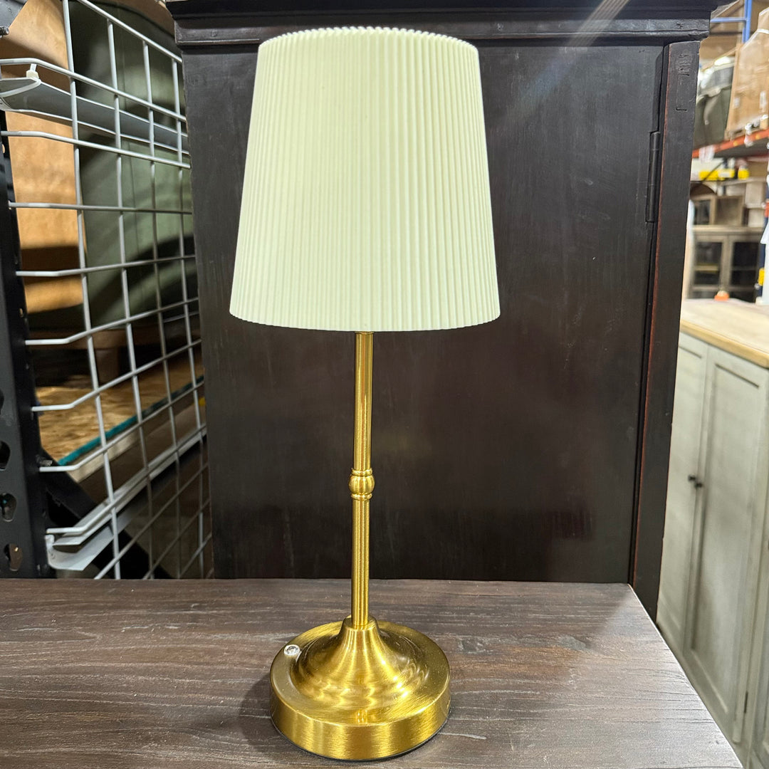 15.75" Gold LED Lamp – Trove Warehouse